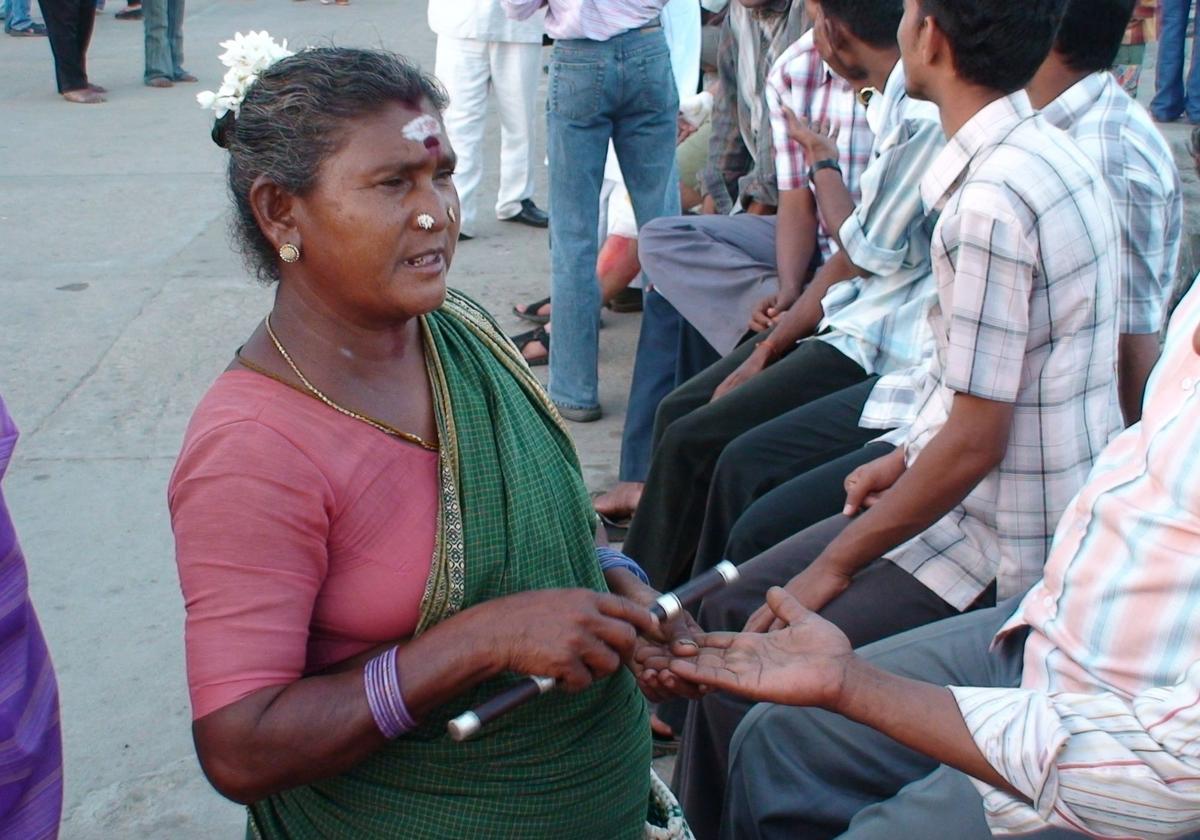 Reading Marks on the Human Body