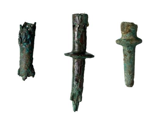 Where do the chariot parts come from?